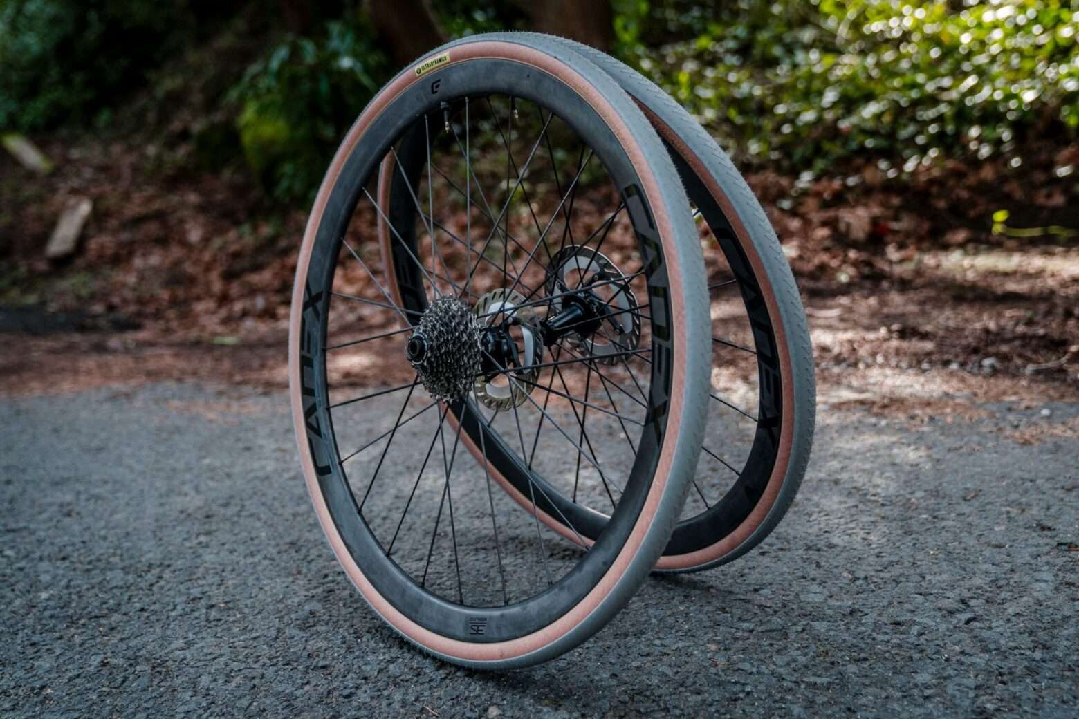 Ruote Cadex 36: prestazioni premium a un prezzo premium - Anguria Bike